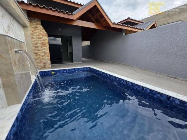 Casa térrea nova e moderna com piscina Flora Rica II Peruíbe/SP