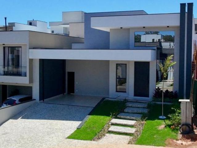 Casa térrea nova em Condomínio com 187m² 3 suítes 4 vagas no Residencial MontAlcino Pronto para mo