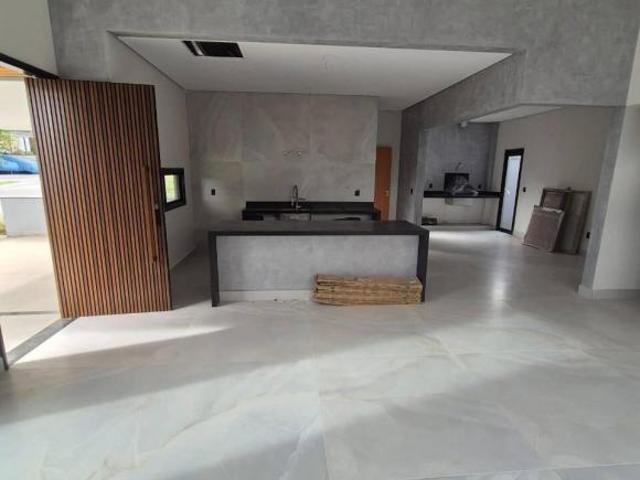 Casa Terrea Nova 153 m² Construídos Condomínio Aruanã SJC SP