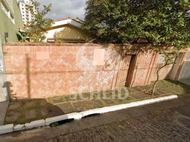 Casa térrea para demolição em terreno de 300m2 em ótima localização no Jd. Belgica