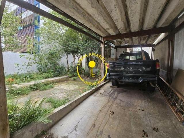 Casa térrea para reformar ou demolir no Jardim Guedala
