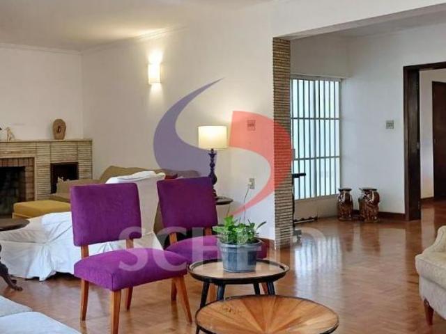Casa Térrea para venda no Campo Belo com 4 dormitórios, 03 banheiros, 1.146m² e 6 vagas