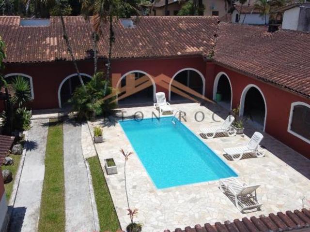 Casa térrea para venda ou locação em Juquehy 4 quartos e piscina