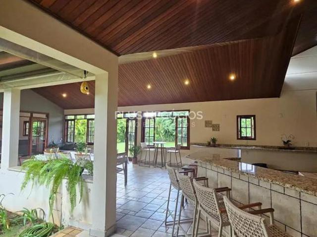Casa térrea para venda ou locação no condominio Lago Azul Golfe Clube em Araçoiaba da Serra