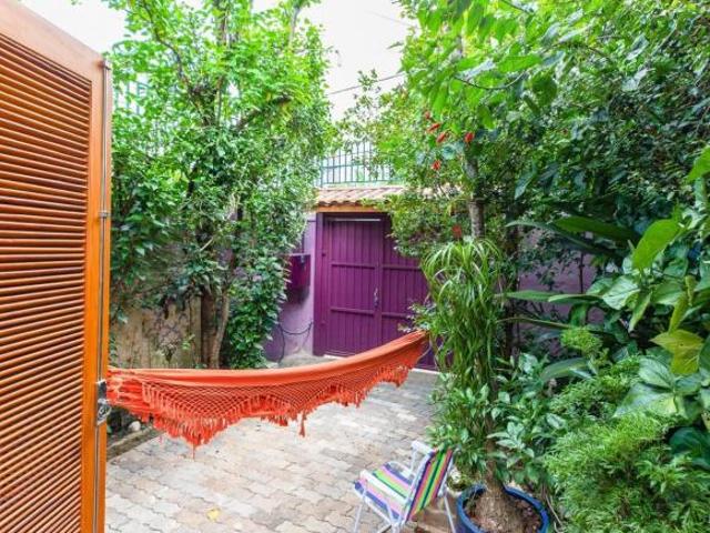 Casa térrea para venda com Edícula no Campo Belo