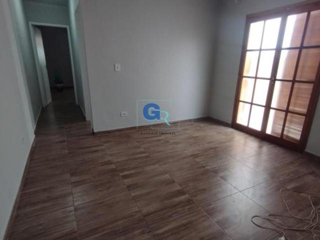 Casa Térrea para Venda em São Paulo, Vila das Mercês, 2 dormitórios, 1 suíte, 2 banheiros, 2 vagas
