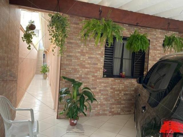 Casa Térrea Parque São Lucas, entrar e morar, 3 dormitórios sendo 1 suíte, sala de estar, ampla cozi