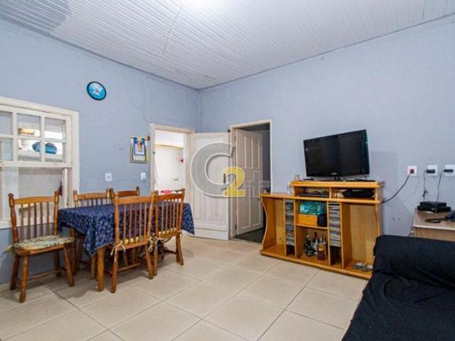CASA TÉRREA PINHEIROS 02 DORMITÓRIOS 1 VAGA DE GARAGEM