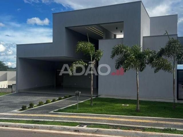 Casa térrea Portal do Sol Garden Casa em Condomínio com 4 Quarto s por R$ 2850000.00 no setor Resi