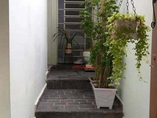 #Casa térrea próxima às estações Santa Cruz, Hospital São Paulo e Vila Mariana do metrô.!