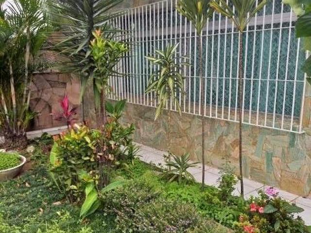 Casa térrea Próximo à Cidade das Crianças
