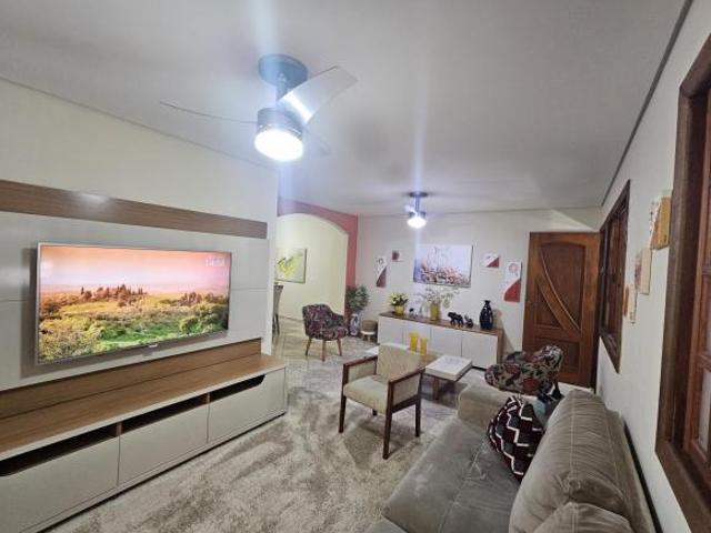 Casa térrea pra venda com 2 dormitórios e edícula no Conjunto Nova Bertioga