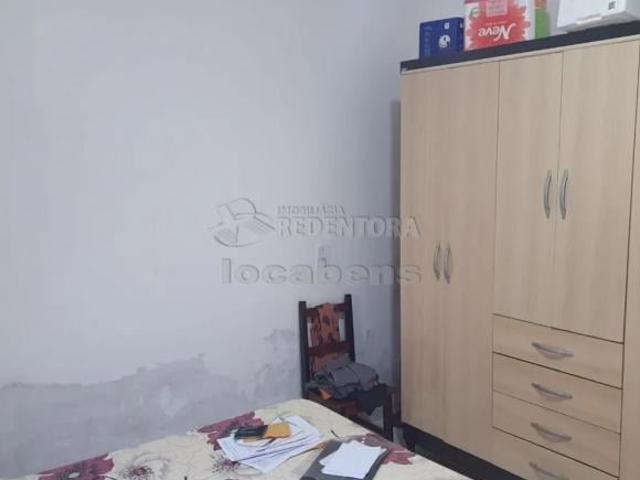 Casa Térrea Recém Construída à Venda no Jardim Vitória ? Fernandópolis/SP