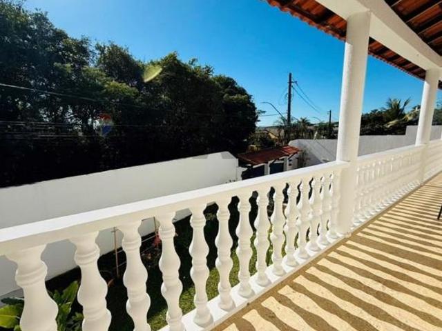Casa Térrea Reformada | 330 m² de Área Construída em Lote de 800 m² | Condomínio Ouro Vermelho II |