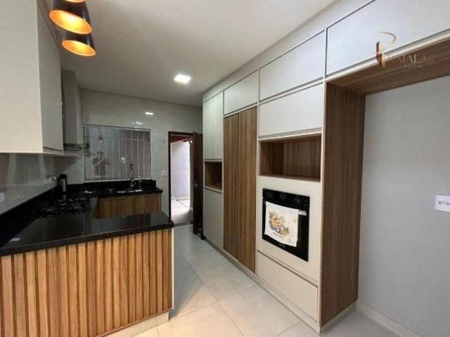 Casa Térrea reformada com 02 quartos na Aviação, Praia Grande SP