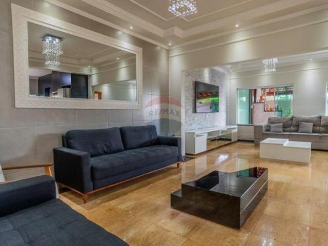 Casa Térrea Reformada com 3 Quartos e Suíte Jardim Paulicéia, Campinas/SP
