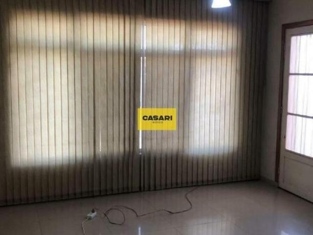Casa Térrea Reformada à Venda em Rudge Ramos – 2 Dormitórios, Área Gourmet e 3 Vagas