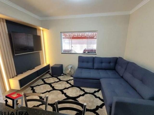 Casa térrea reformada à venda no Parque Jaçatuba – Santo André
