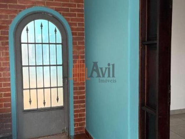 Casa Térrea Residencial 160m² com 3 quartos, 1 suíte e 2 vagas à Venda na Vila Granada
