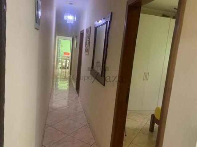 Casa térrea Residencial Bosque dos Ipês 2 Dormitórios 126m²