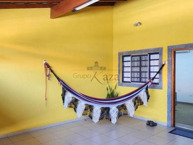 Casa Térrea Residencial Parque dos Sinos 2 Dormitórios 118m²