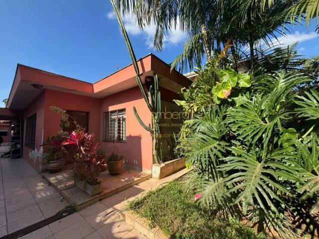 Casa térrea, rua fechada, City Butantã