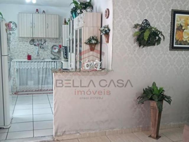 CASA TERREA RUA TOTALMENTE RESIDENCIAL
