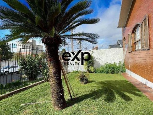 Casa terrea + sala comercial e apartamento no mesmo terreno