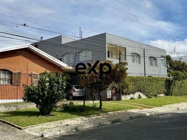 Casa terrea + sala comercial e apartamento no mesmo terreno