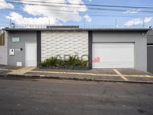 Casa Terrea Setor Goiania 2 Casa de Rua com 3 Quarto s por R$ 1500000.00 no setor Goiânia 2 AX387