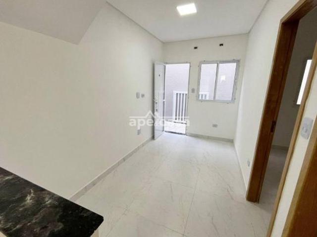 Casa terrêa/fundos 2 dormitórios 1 suíte