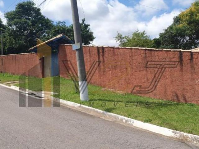 Casa tipo edícula térrea à venda no condomínio Vila Hípica II em Vinhedo SP