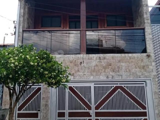 Casa Tipo Sobrado