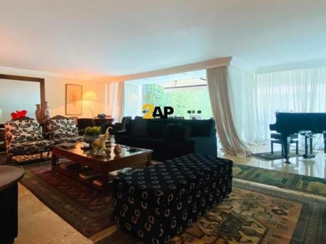 Casa tipo sobrado a venda na Granja Julieta, 4 dormitórios, 4 vagas, piscina, churrasqueira com 450m