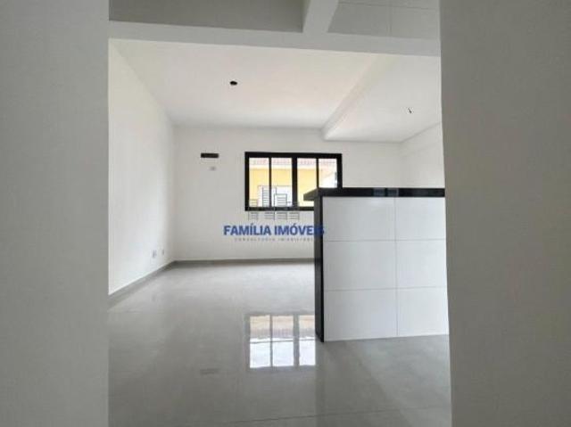 casa tipo sobrado à venda em Santos/SP 2 quartos 1 vaga lazer piscina