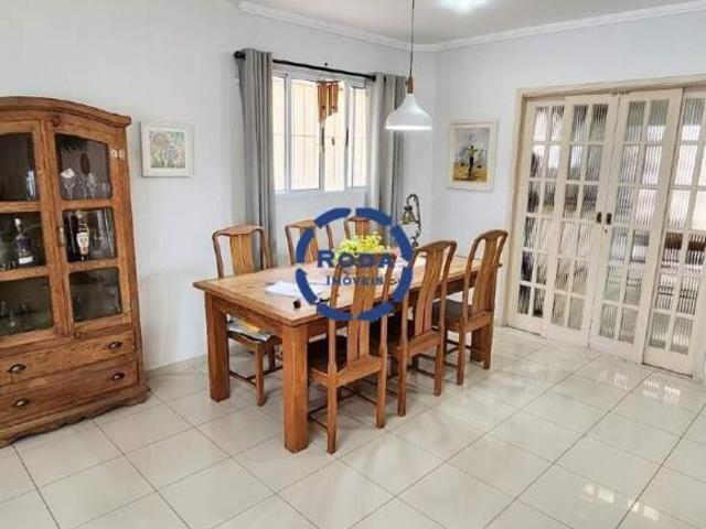 Casa tipo Sobrado Isolado à venda, 3 quartos, 1 suíte, 3 vagas, Campo Grande Santos/SP