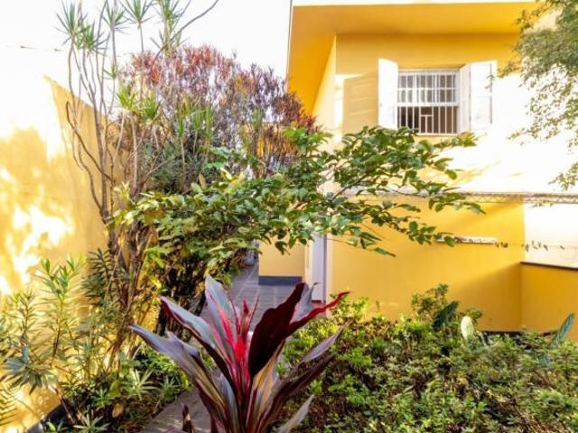 Casa tipo para venda, 260m²
