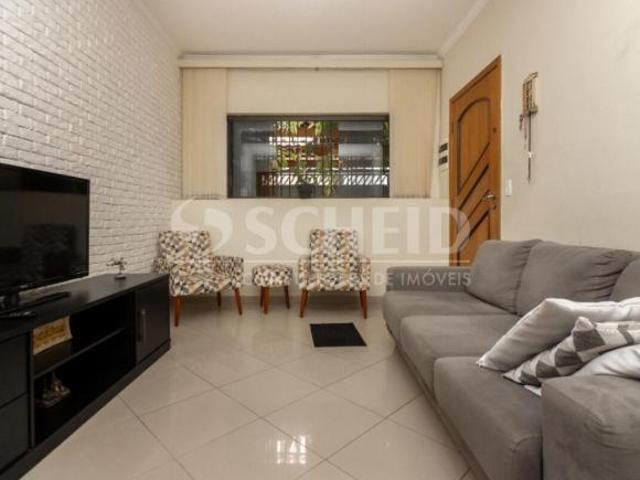 Casa tipo para venda com 3 quartos, sendo 1 suíte, 129m²