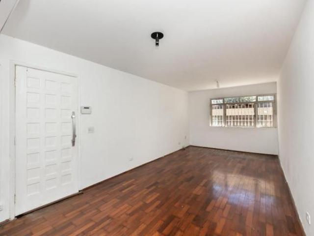 Casa tipo para venda com 3 quartos, sendo 1 suíte, 157m²