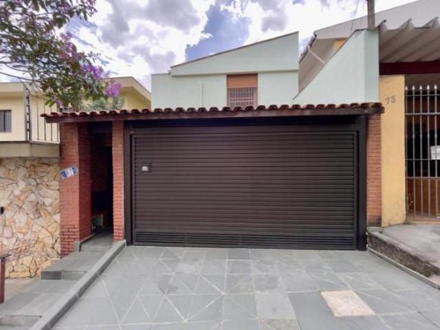 Casa tipo para venda com 3 quartos, sendo 1 suíte, 157m²