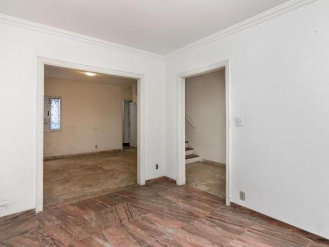 Casa tipo para venda com 3 quartos, sendo 1 suíte, 160m²