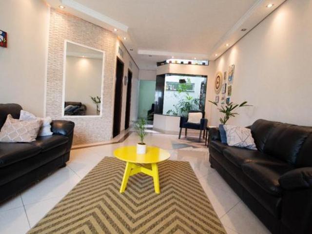 Casa tipo para venda com 3 quartos, sendo 1 suíte, 282m²