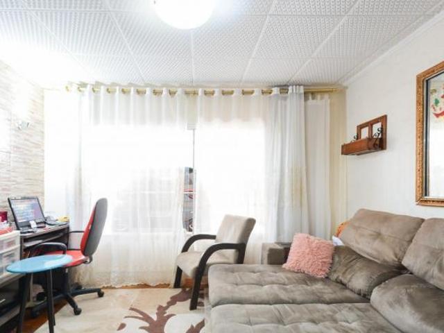 Casa tipo para venda com 3 quartos, sendo 1 suíte, 350m²