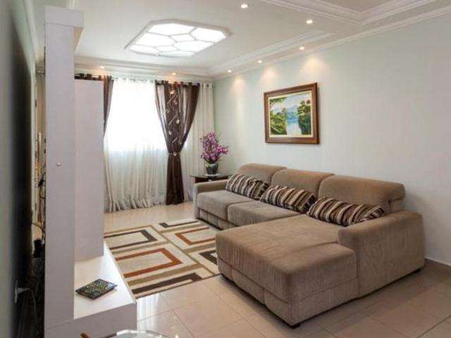 Casa tipo para venda com 3 quartos, sendo 3 suítes, 168m²