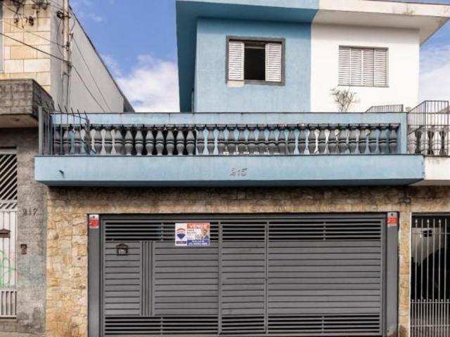 Casa tipo para venda com 3 quartos, 143m²