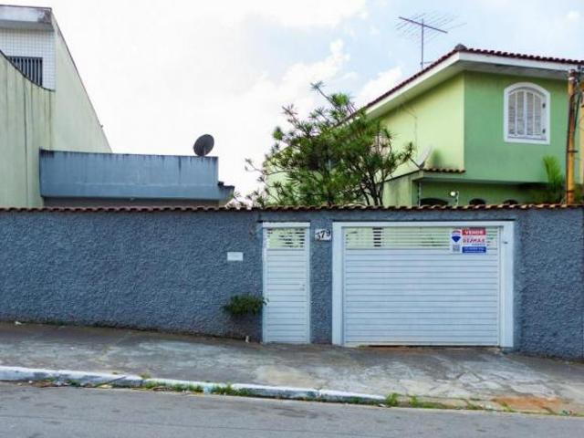 Casa tipo para venda com 3 quartos, 150m²