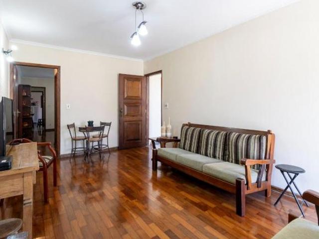 Casa tipo para venda com 3 quartos, 150m²