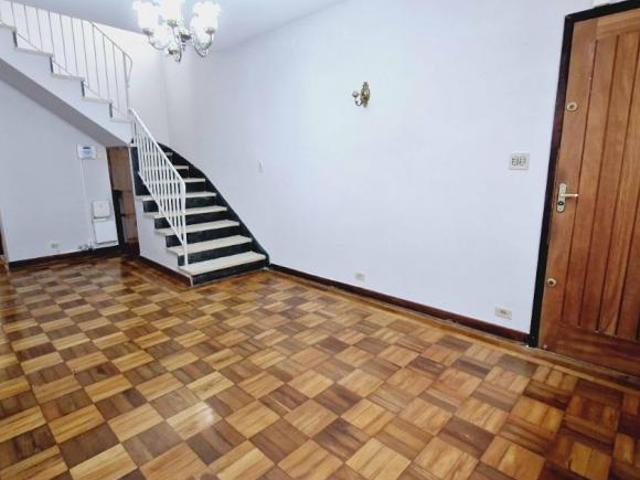 Casa tipo para venda com 3 quartos, 186m²