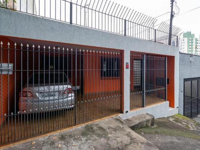 Casa tipo para venda com 3 quartos, 104m²