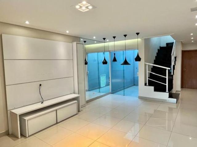 Casa tipo para venda com 3 quartos, 123m²